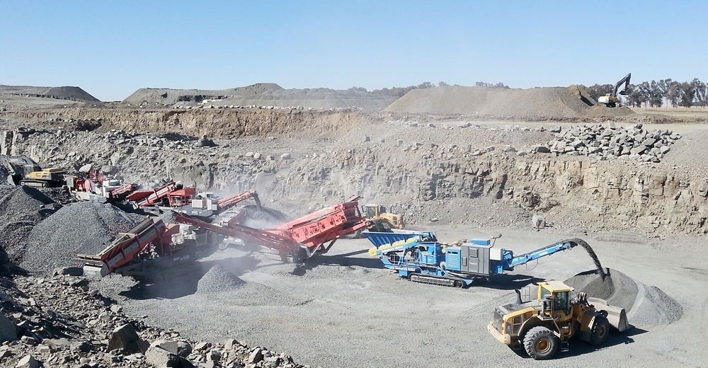 Pilot Crushtec, Danoher celebrate partnership
