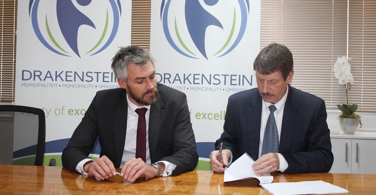 Drakenstein Municipality signs agreement to promote film and media sector