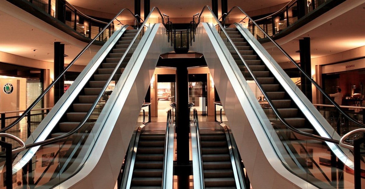 SA shopping mall footfall recovers, but dwell time dwindles